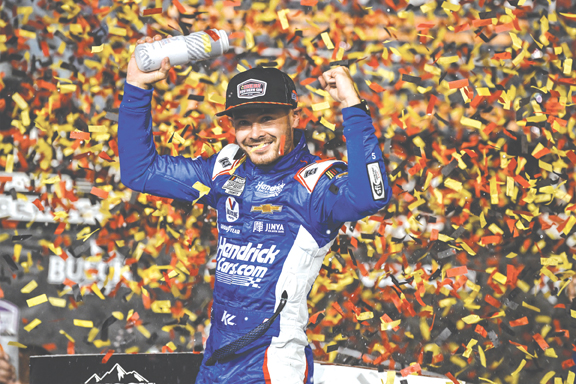 Kyle Larson earns spot in NASCAR championship race in 3 weeks | News ...